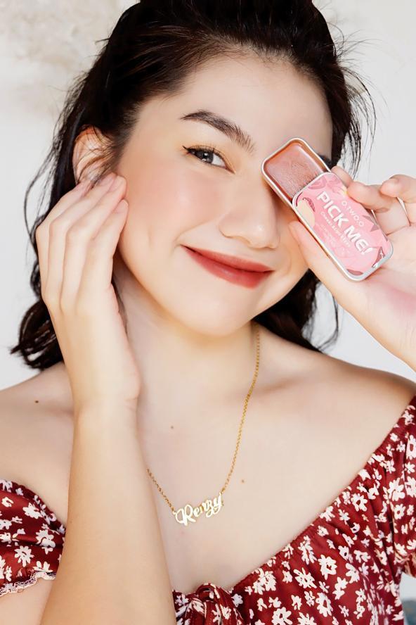 PICK ME 3 IN 1 MAKEUP PALETTE --- BRING ME HOME – O.TWO.O