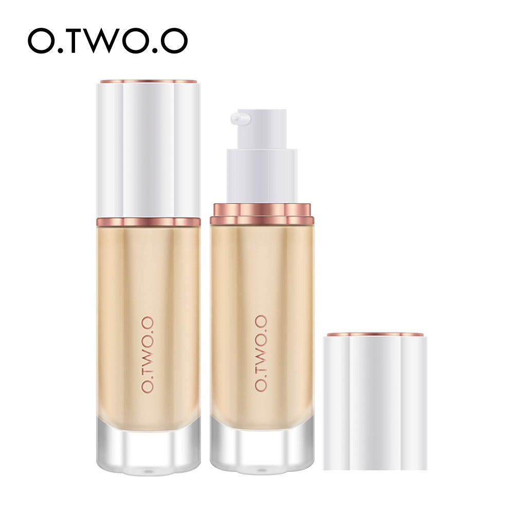 O.TWO.O Full Coverage Whitening Sweat Resistant Moisturizing Liquid Fo